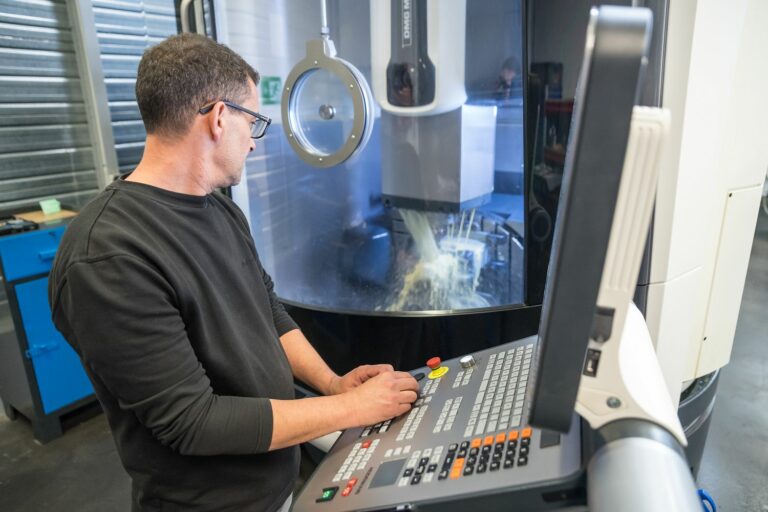 TECHMAN-HEAD Groupe Recrutement - TECHMAN-HEAD